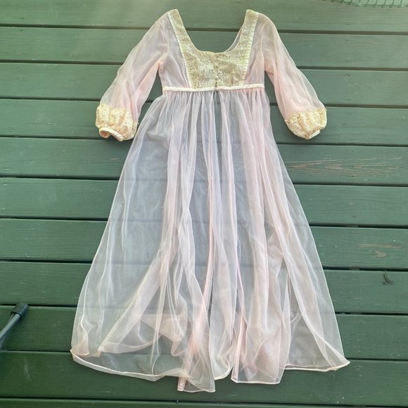 American Vintage | Intimates & Sleepwear | Vintage 6s Sheer Pink Robe ...